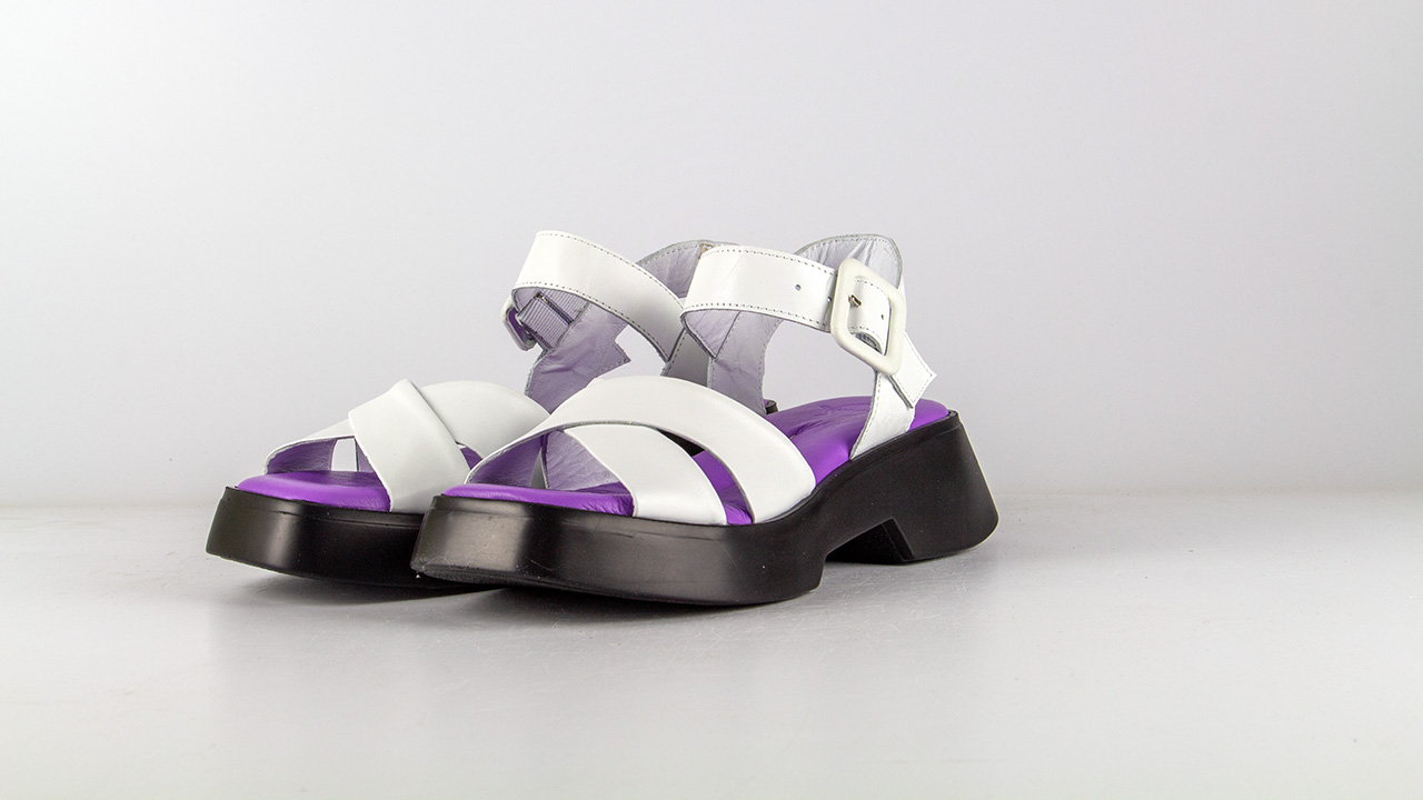 Босоножки Aquamarin женские белые 9890-02-45