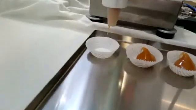 Кондитерский депозитор (дозатор) для отсадки кондитерских масс в тару