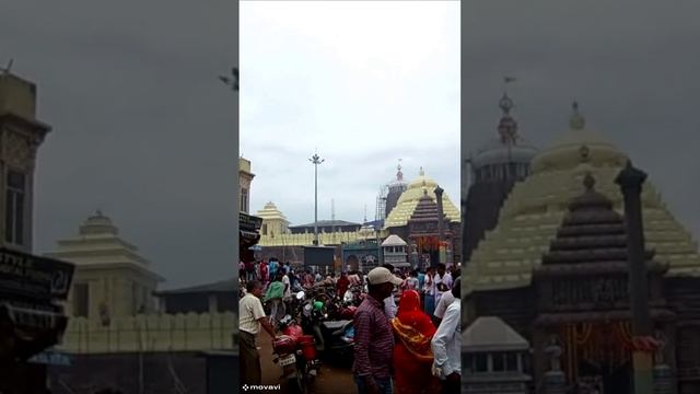 По улицам Пури