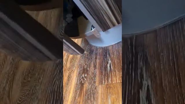 Шкаф с расходниками #2 на кухне, вешаем замочки