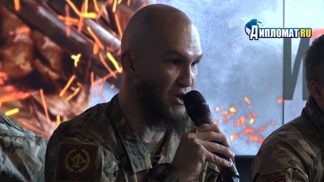 доброволец Ульфер рассказал о ситуации на фронте.