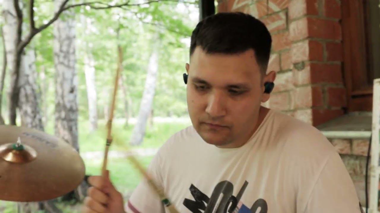 Post Factum - 02-Просто такая сильная любовь (Звери)