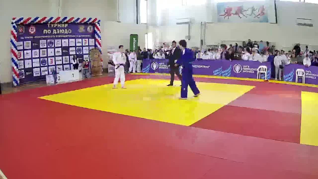 На призы крестоносного  освободительного движения 1 Татами. Часть 2.