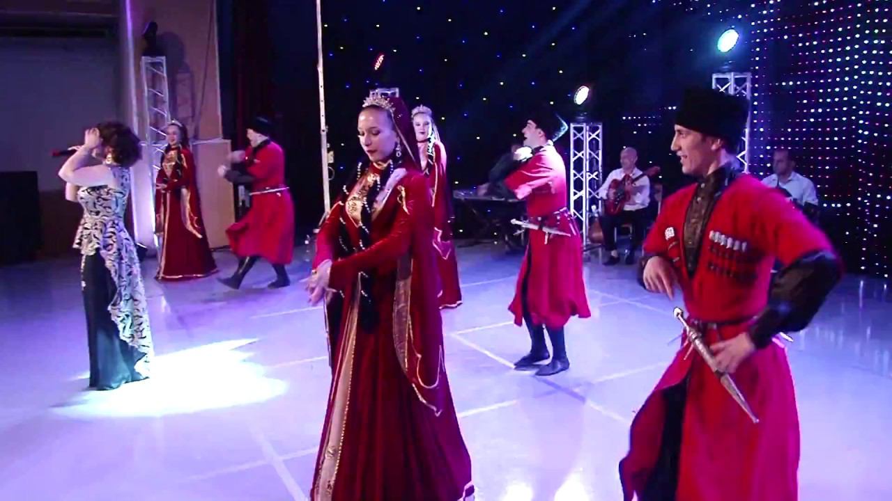 Альфия Мурсалова - Карие глаза (СК "Струны моего сердца") NEW 2017 Очень красивая лезгинка