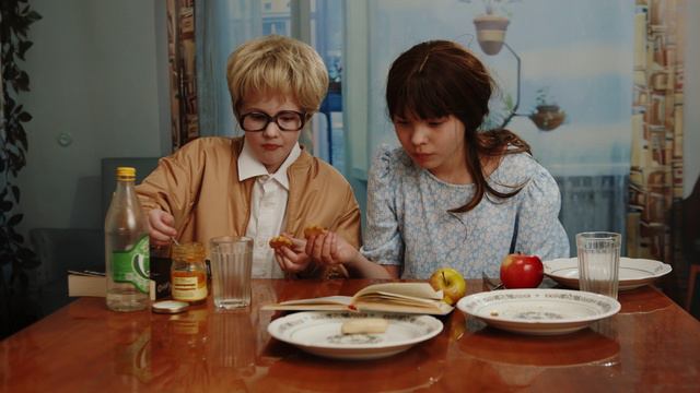 Саша Иванова и Лиза Терентьева