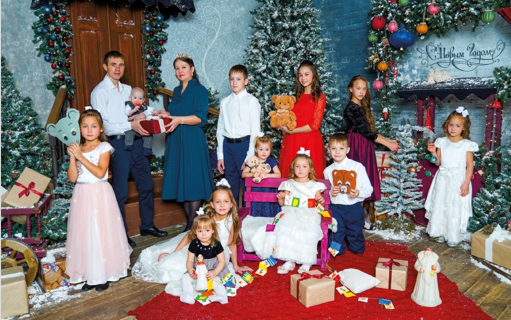 Счастливые семьи. Сергей Брит и Елена Брит.mp4