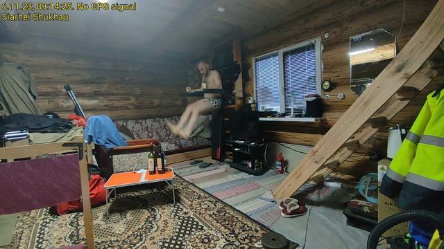 Утро в деревне, после Кагора. Трусы футбольного фаната Франции