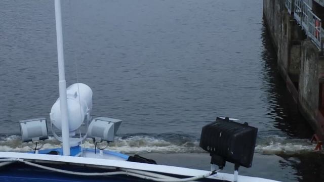 Открытие верхних ворот Верхнесвирского гидроузла