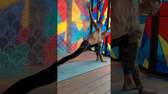 Виньяса Йоги - Вирабхадрасана