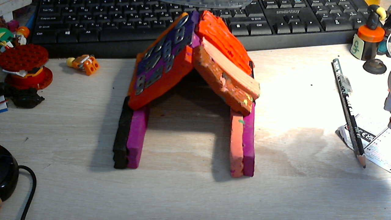 ЗАСЕЛЯЮ ПЛАСТИЛИНОВЫЙ ДОМ!!! ЧАСТЬ 1