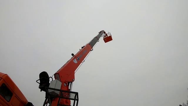 Демонстрация работы кран-манипуляторной установки КМУ Taurus 086А на шасси КамАЗ 43118 (тягач)