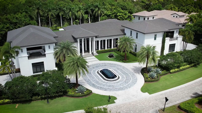 Особняк $30,000,000 за  в Палм-Бич-Гарденс