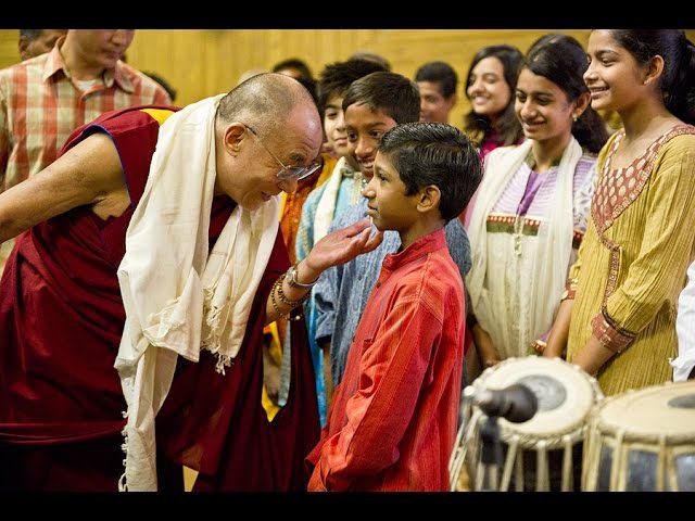 Далай-лама. Ненасилие и духовные ценности