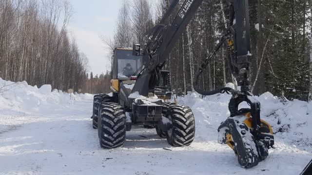 Харвестер Ponsse ERGO сломался Разборка Харвестера Ponsse зимой в Сибирской тайге