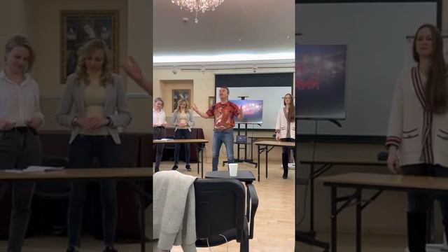 Ипотека - это плохо. Хотя я так не считаю , но на курсе наша команда должна это доказать.