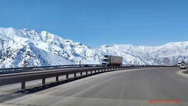 Перевал Камчик. Смотри где дико красиво.