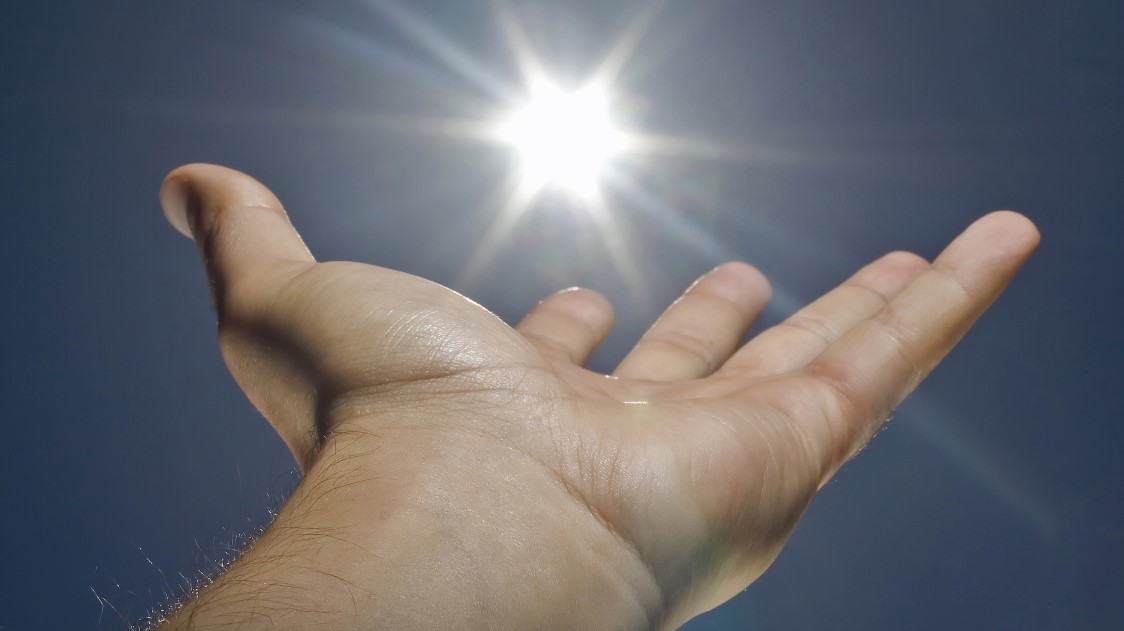 Ты ждал меня? Автор текста Александр Филатов.  Стихи. Привет Человек! Зовут меня Счастье!.