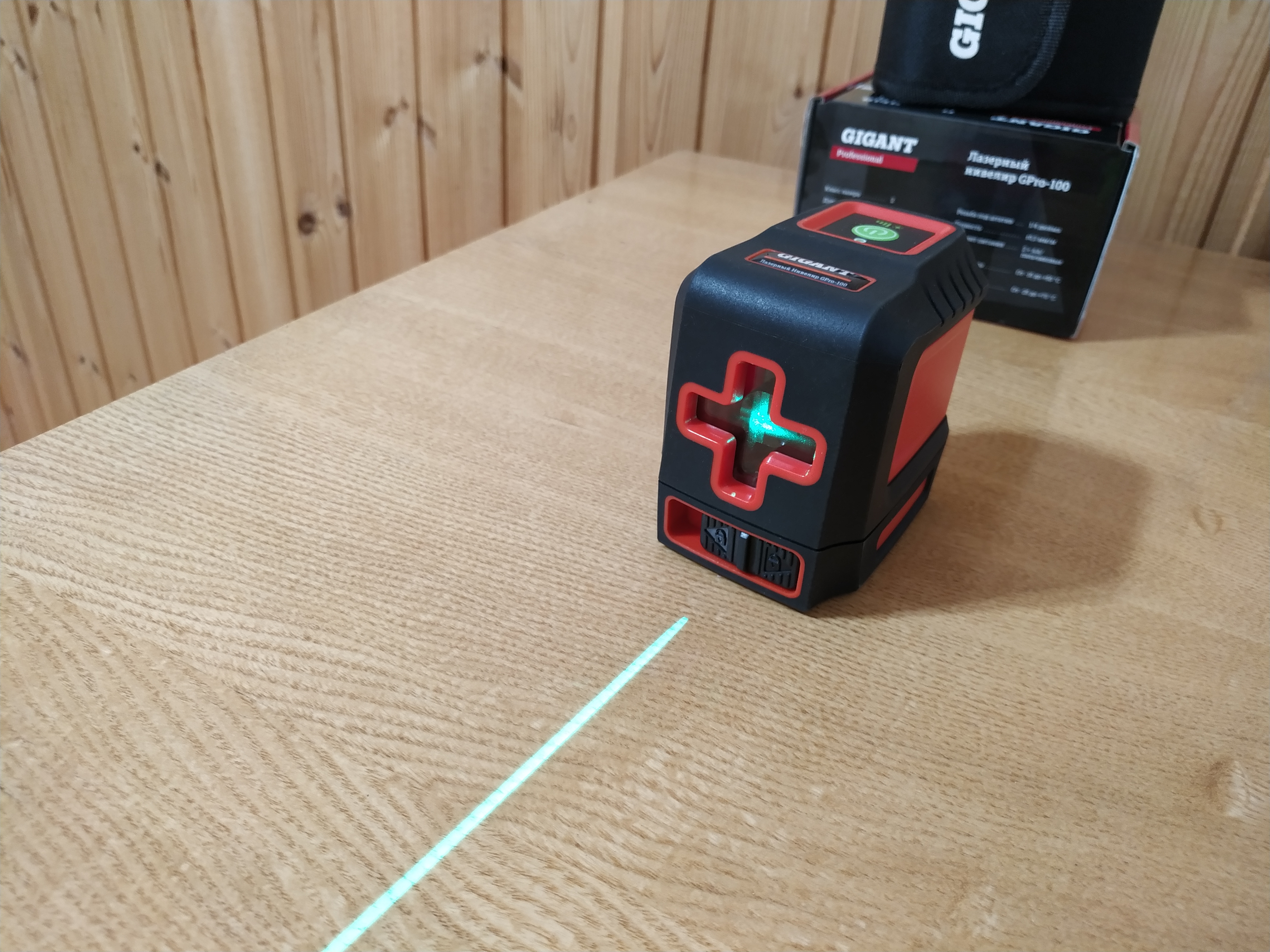 Лазерный нивелир Gigant GPro-100