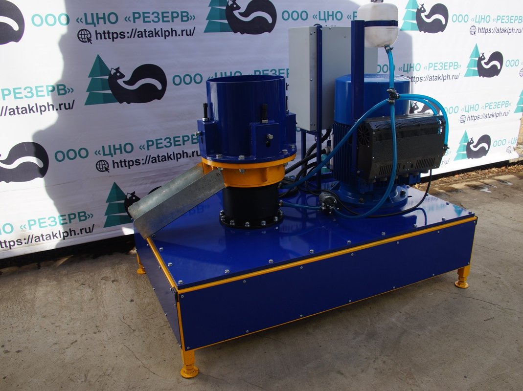 Гранулирование топливных пеллет. Гранулятор ГУ-15. Деревообрабатывающий цех. г. Омск