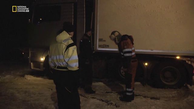 Ледяная дорога 6 серия «В чаще» (документальный сериал, 2015)