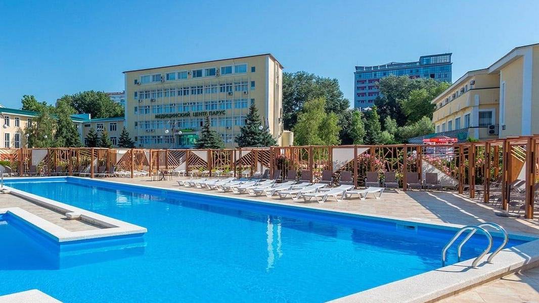 ВК Анапа. Дома, апартаменты у моря посуточно. Есть все. Свой пляж.