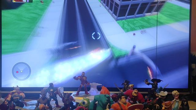 Фигурки Мстителей из игры Disney Infinity 2.0 на ps5