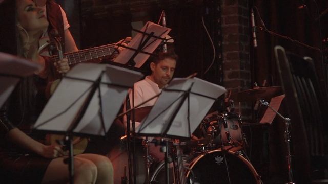 "Deep Purple" , "Smoke on the water" , на виолончели в Киеве. 4K. HDR. Anton Stepanenko ,  (cover)