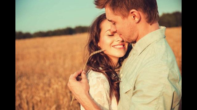 Молчаливый серебряный пух
Авторы: музыка и исполнение Андрей Качкин. Текст песни Станислав Мостовой