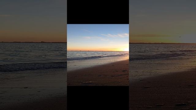 Как Вам Такое... Снимал закат и вдруг...