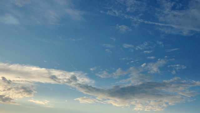 Поверх облаков  Above the clouds