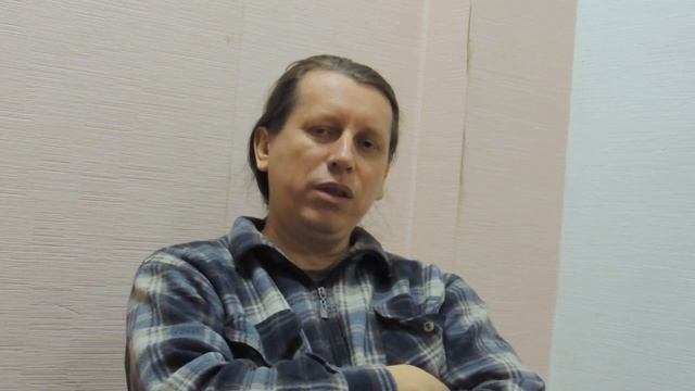 Донецк. Знакомство с автором. Дуров Роман. Донецкие поэты читают свои стихи..mp4