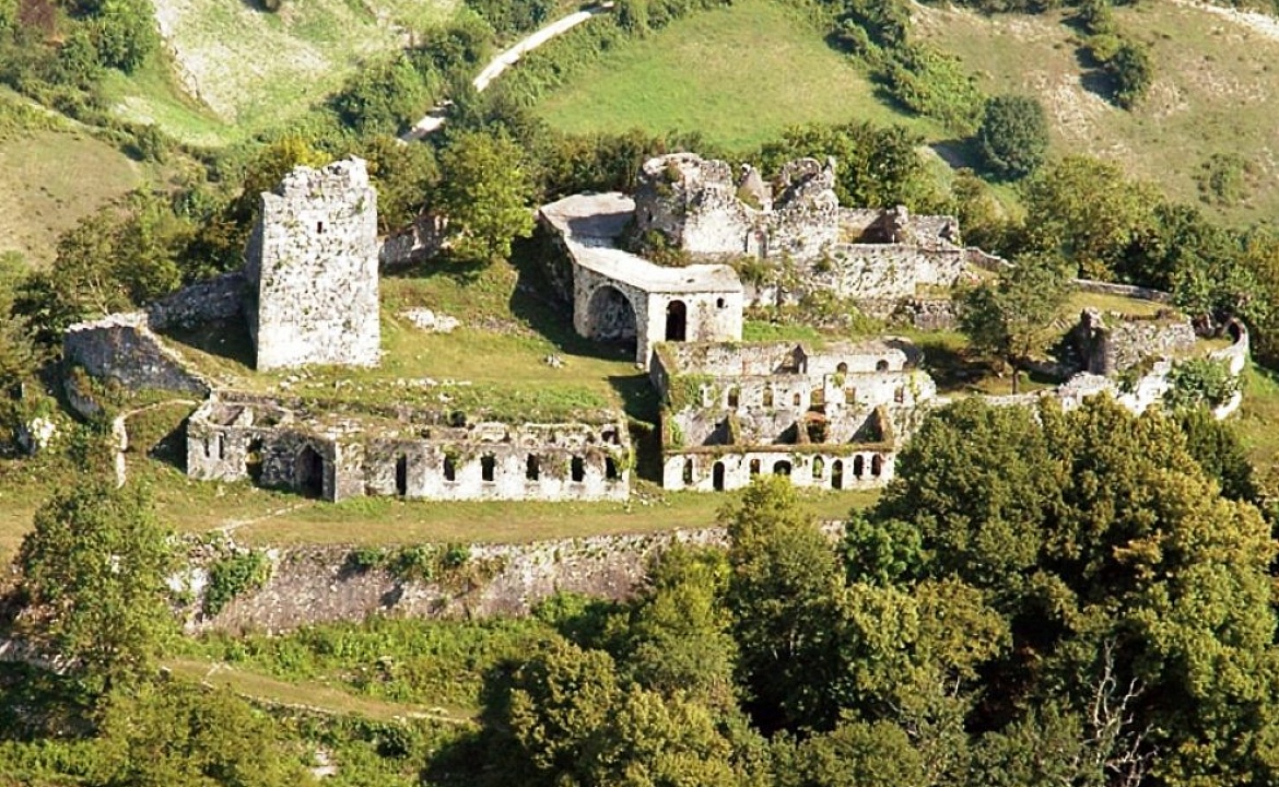 Абхазия Новый Афон.. Анакопийская крепость..  Куда сходить в Новом Афоне.. Иверская гора..