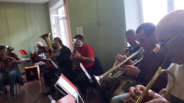 Репетиция духового оркестра
