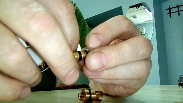 Ремонт российской кран-буксы, металлокерамика!