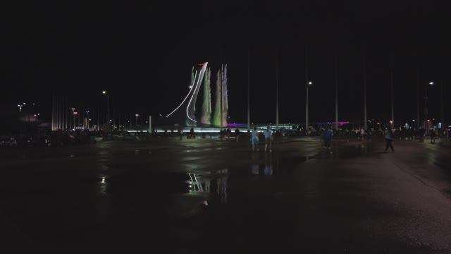 Поющий фонтан Сочи Олимпийский парк Чаша Олимпийского огня