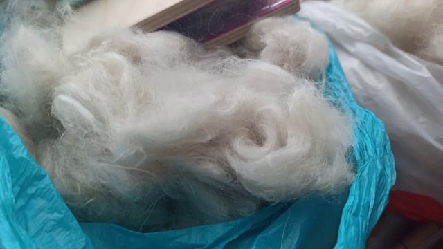 Чем отличается настоящий Оренбургский пух от других. Как выбрать качественный пух для паутинок.