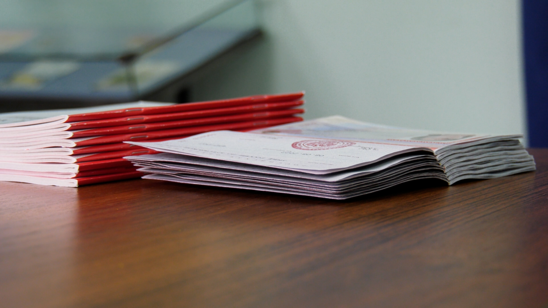 Самый важный документ. Юным шадринцам вручили первые паспорта