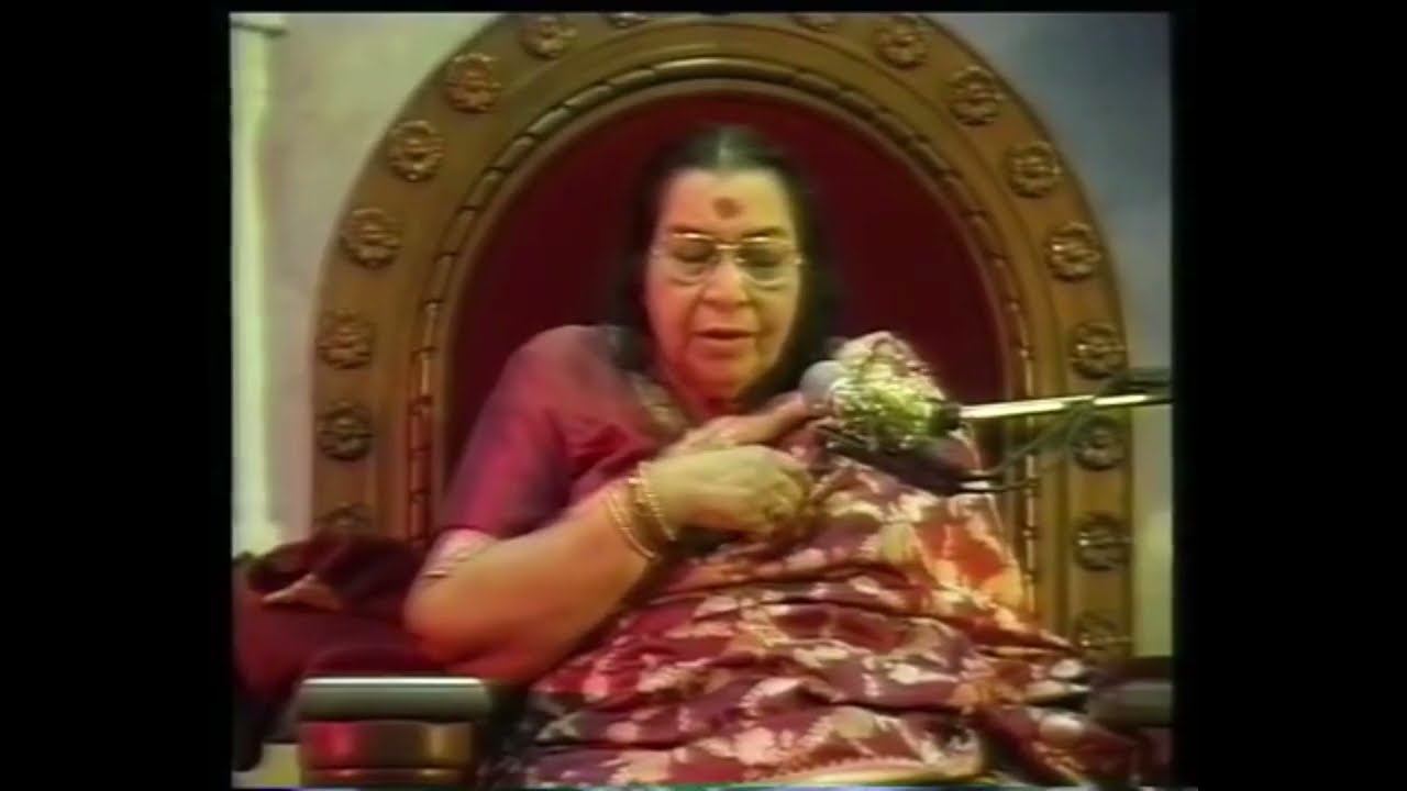 "Все вы, все вы в моём сердце" - фрагмент Пуджи  Наваратри 2001   лекции Шри Матаджи