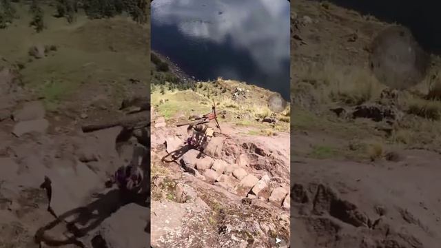 Велосепедист чуть не упал со склона горы...