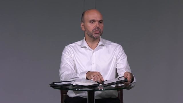 Урок 2. «Семья». Изучаем Библию с Виталием Олийником.mp4