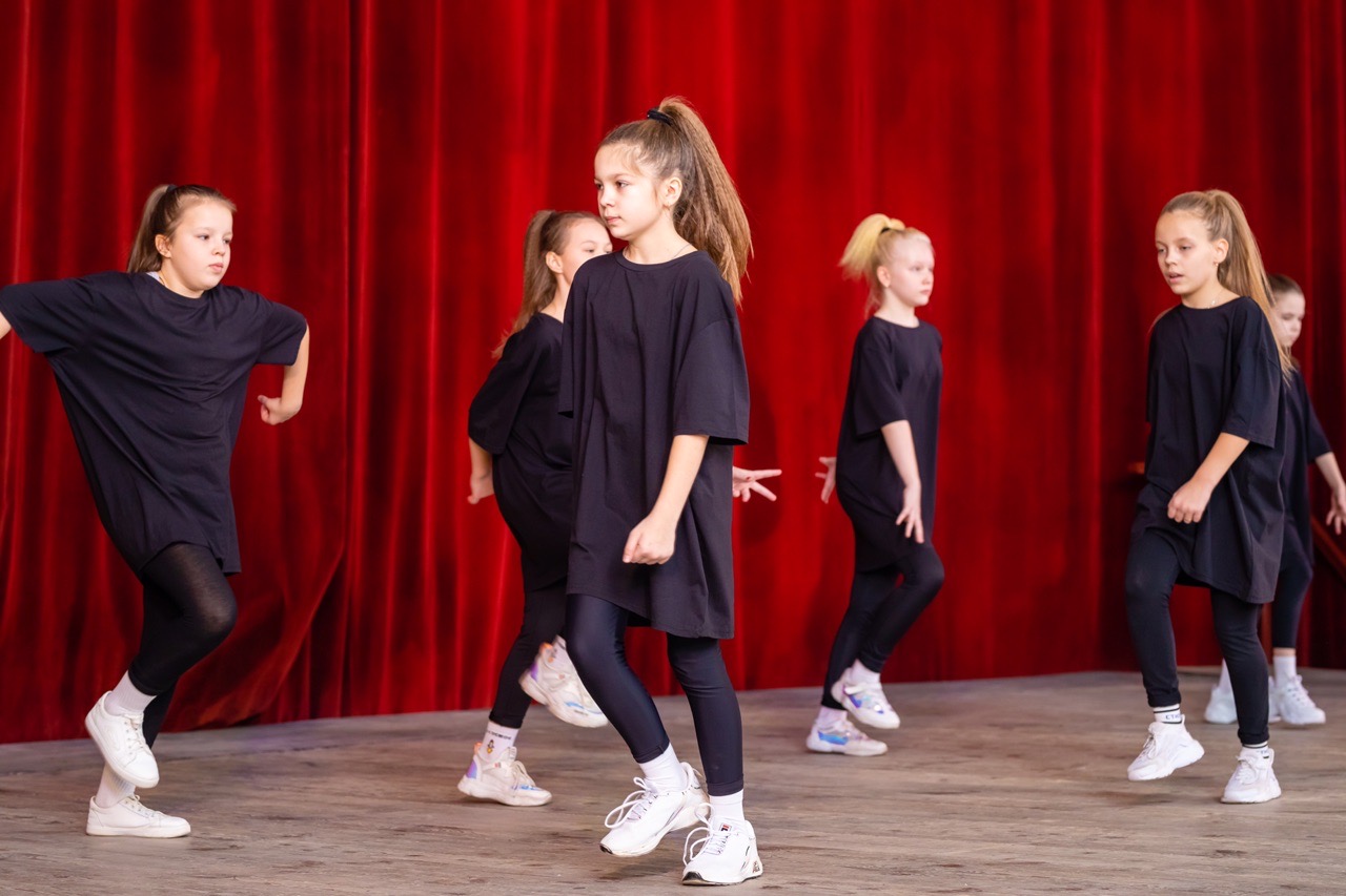 Action Crew - Уличные танцы