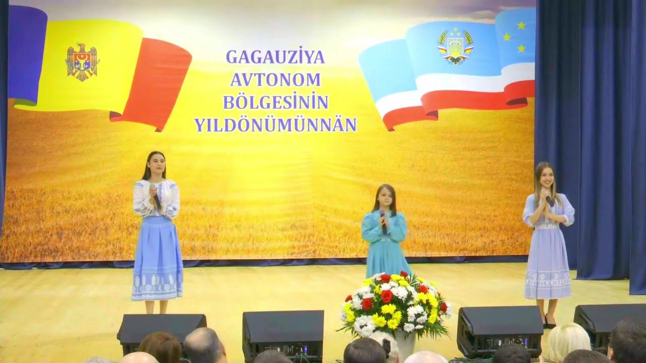 01 - Анна Драгу, Дарья Богдан и Ангелина Узун - Гюнешли Гагаузия