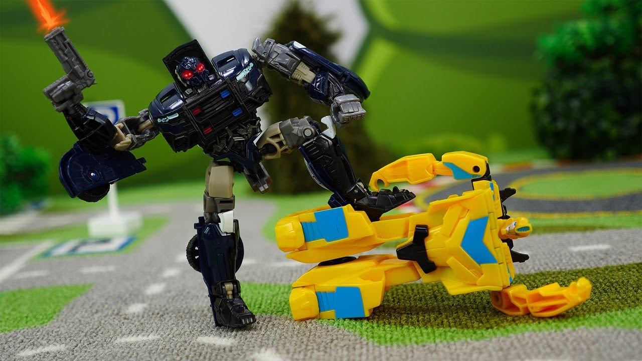 Роботы Трансформеры - Десептикон Баррикейт против Бамблби! - Видео игры битвы для мальчиков.