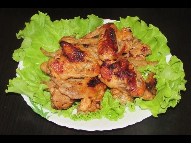 Хрустящие куриные крылышки в мультиварке Редмонд