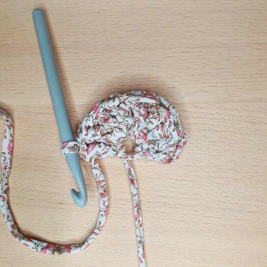 Как начать вязание мотива крючком без дырочки посередине