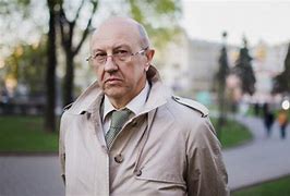 Срещи с историка Андрей Фурсов.