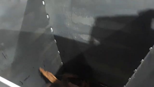 часть 3. На что способен наш шредер ИШМ-220, дробим_ вату, резину, бумагу, дсп и кору.mp4