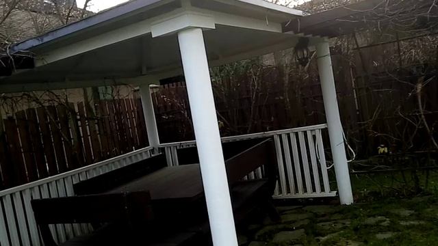 Беседка на асбесцементных трубах  в продолжении свай ТИСЭ. Минская область.