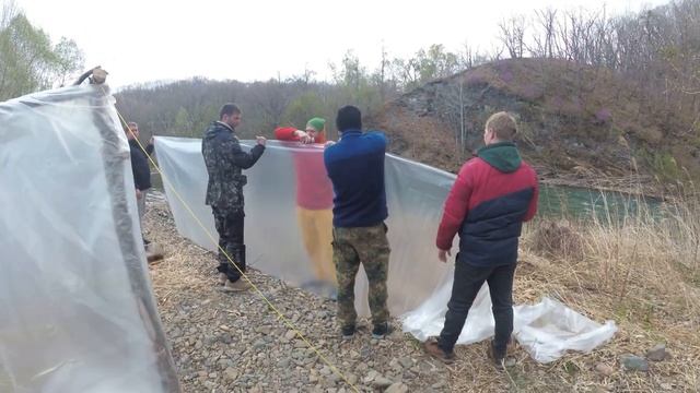 Строим речную баню