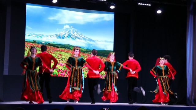 07 Наири - Блажен кто любит